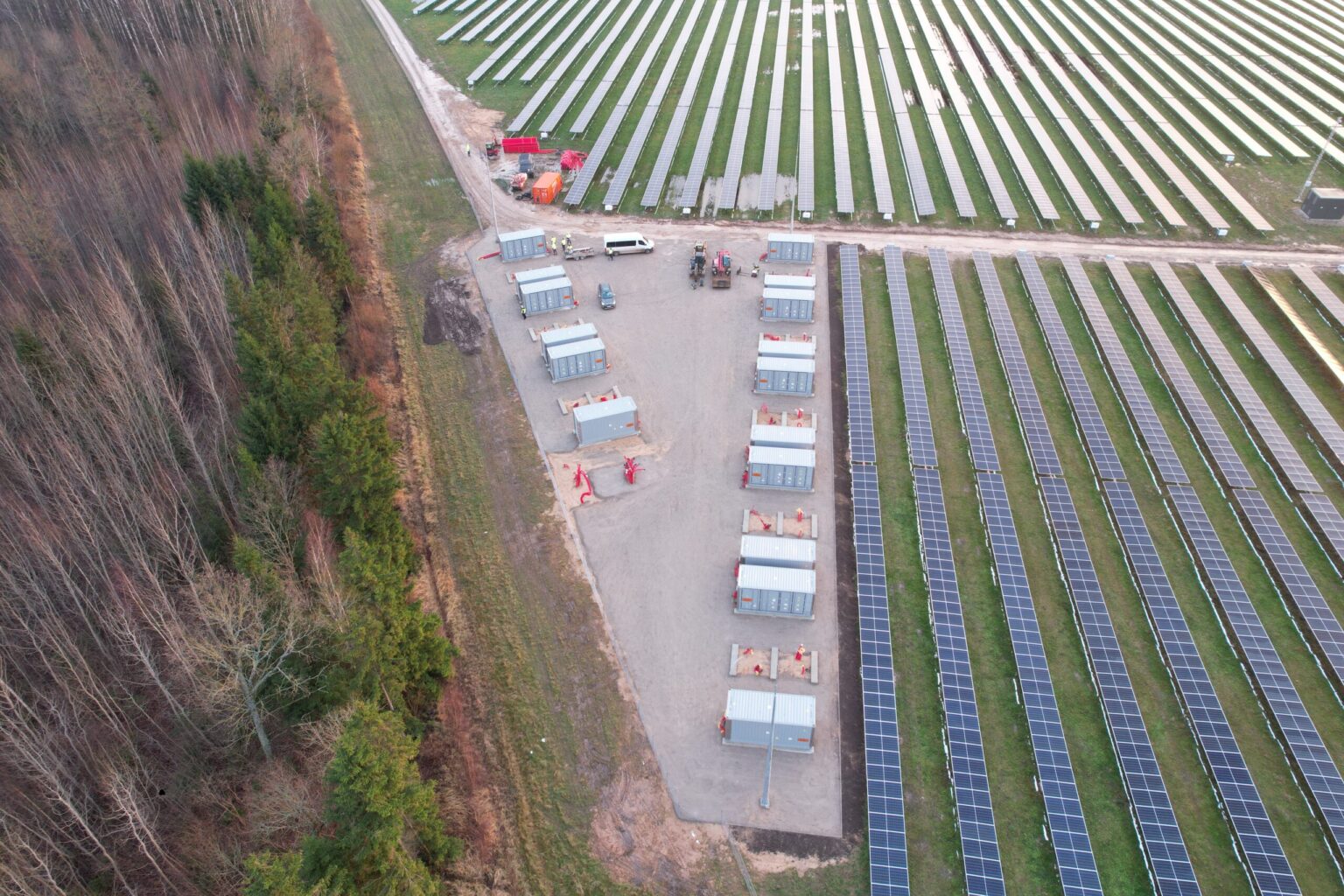 European Energy finishes construction on battery park in Lithuania ...